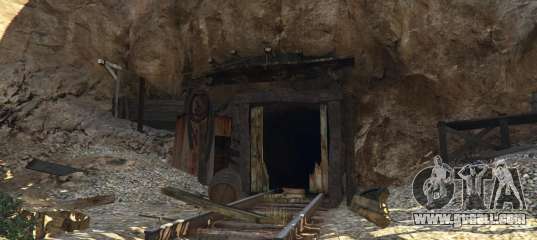 How to find a cave in GTA 5